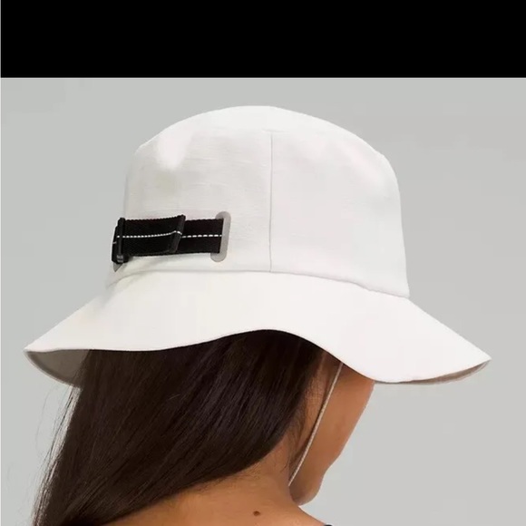 lululemon athletica | Accessories | Lululemon Bucket Hat Lab Cream ...